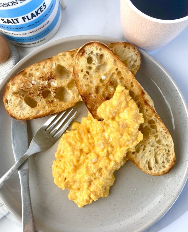 Perfect Scrambled Eggs - Dinnertime Somewhere